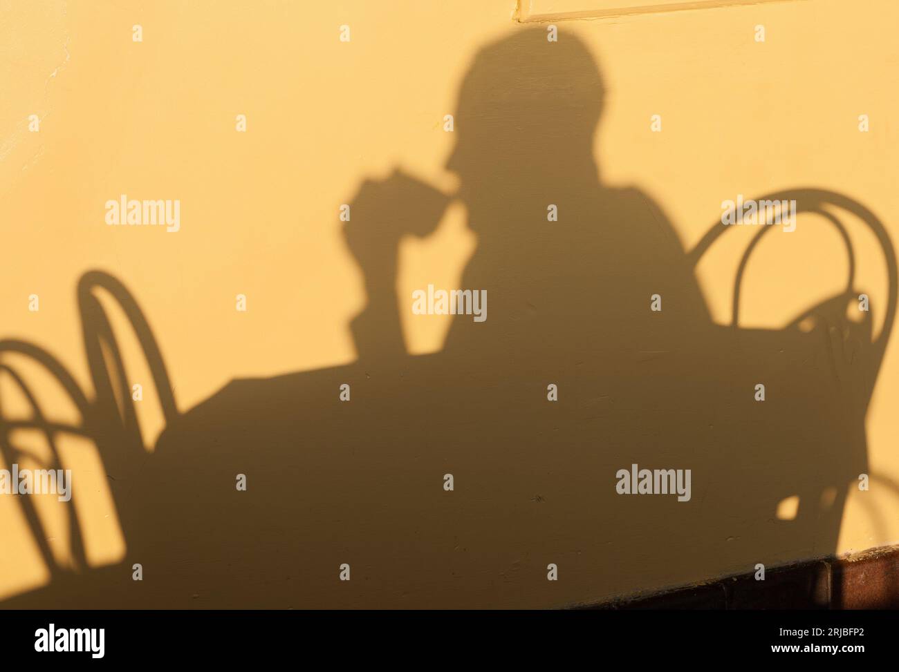 Warm outline hi-res stock photography and images - Alamy