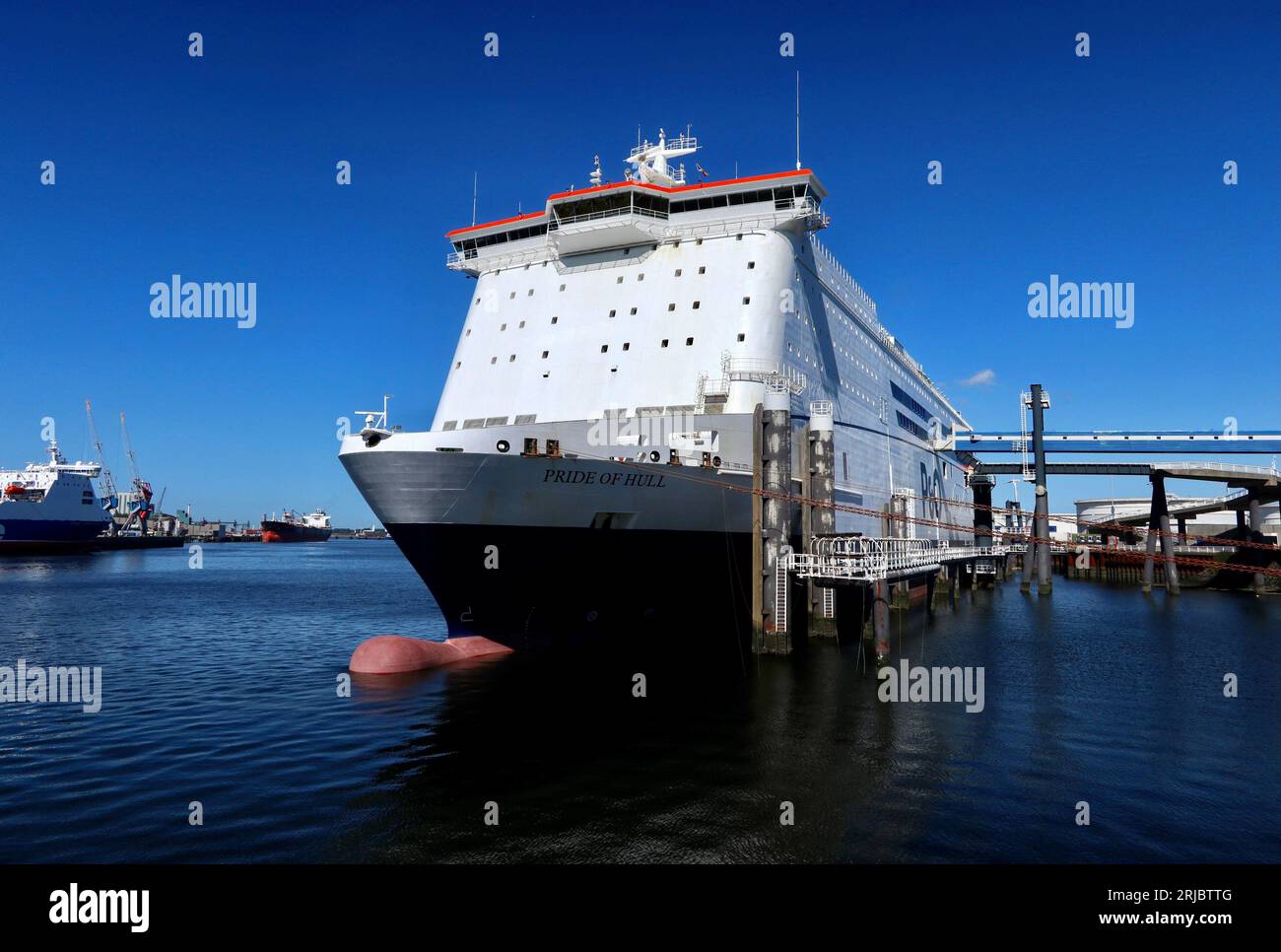 The Pride of Hull ferry at its dock in the Europoort in Rotterdam Stock ...