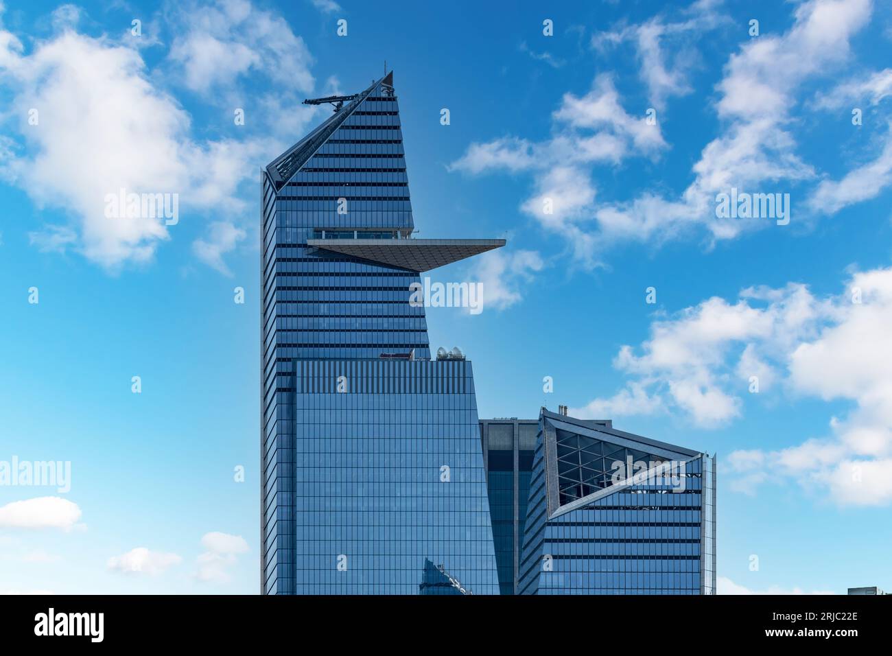 High line observation deck hi-res stock photography and images - Alamy