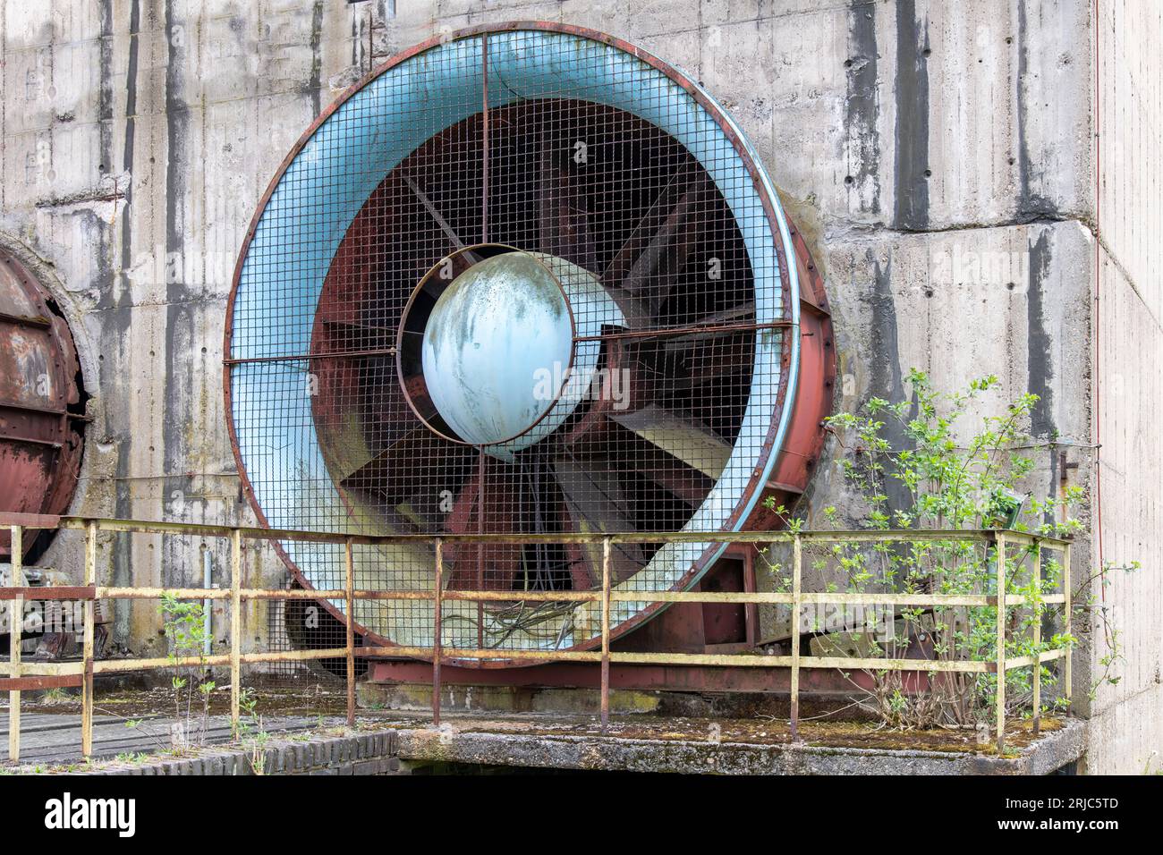 Industrial fan site hi-res stock photography and images - Alamy