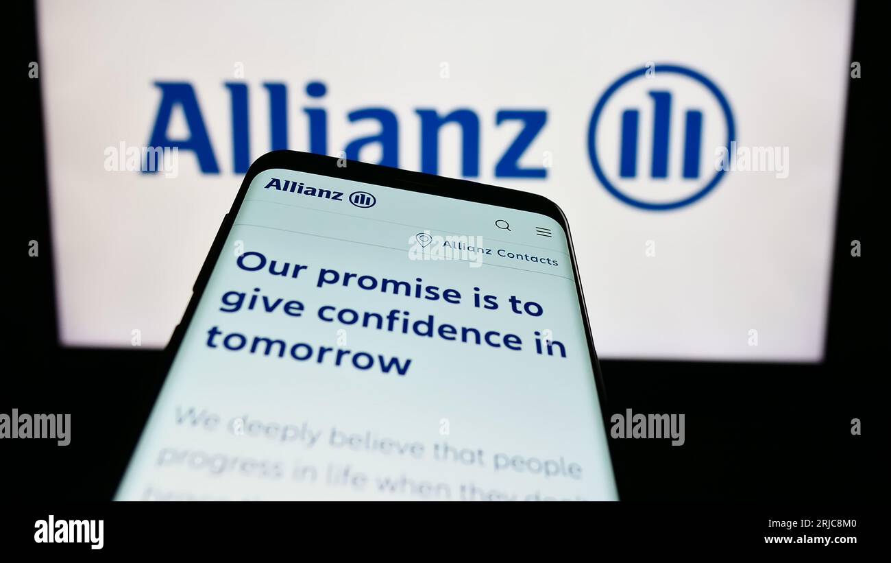 Allianz logo hi-res stock photography and images - Alamy