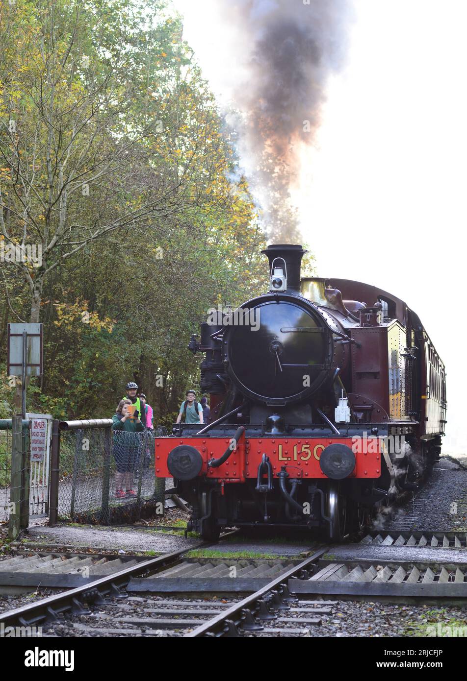 GWR class 4575 2-6-2 tank engine No 5521, running as London Transport ...
