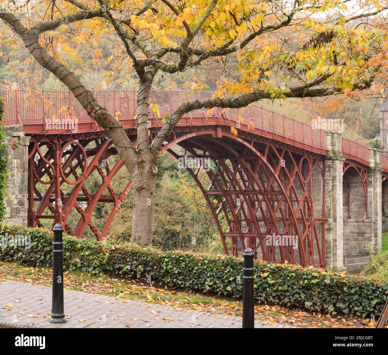 The Ironbridge, Ironbridge Gorge, Shropshire, England Stock Photo - Alamy