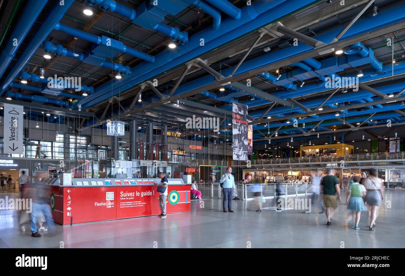 Paris centre pompidou interior hi-res stock photography and images - Alamy