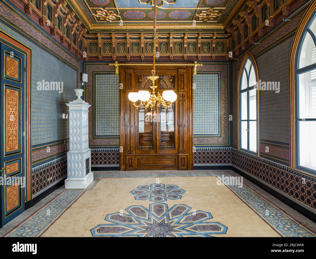 Tiled background in mosque. Dome of the mosque, oriental ornaments ...