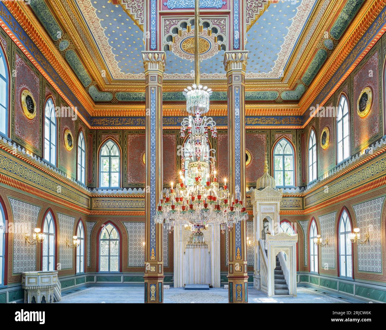 Tiled background in mosque. Dome of the mosque, oriental ornaments ...