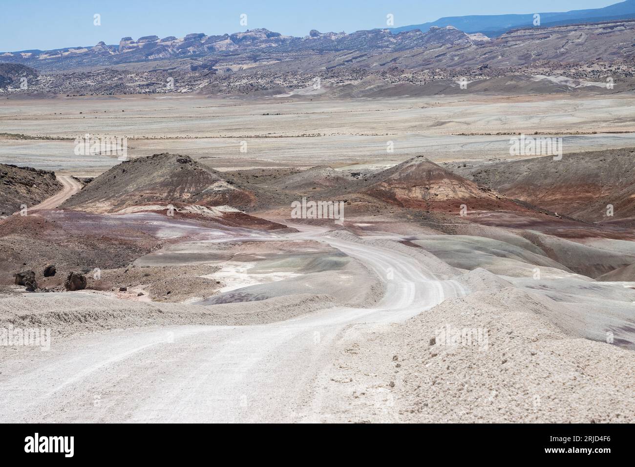Stunning rock formations in Capital Reef National park. Amazing stripes ...