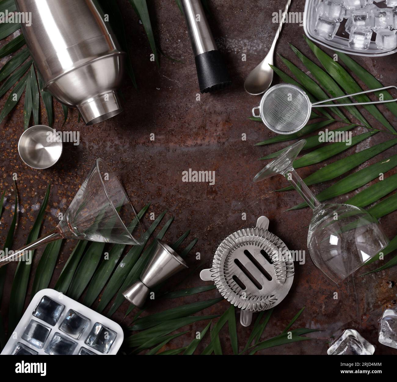 bar background shaker, ice for cocktails Stock Photo - Alamy