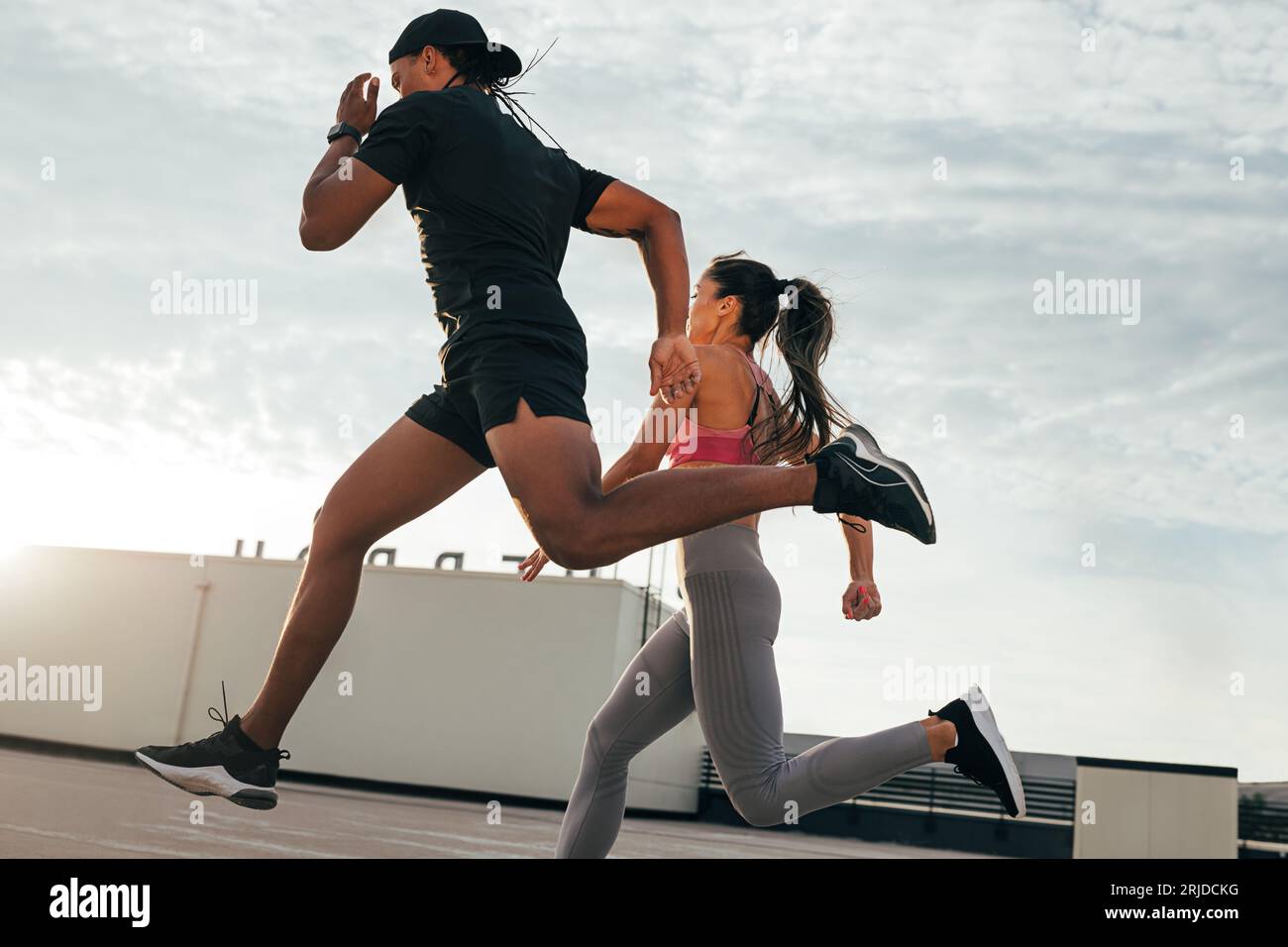 Roof jumping hi-res stock photography and images - Alamy