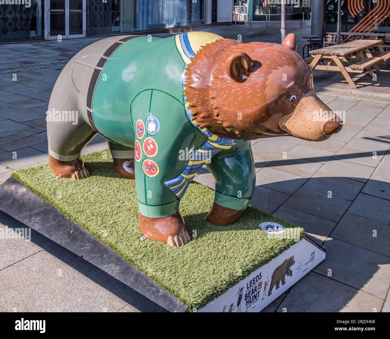 Leeds Bear Hunt , Wild In Art & Leeds Hospital Charity Stock Photo - Alamy