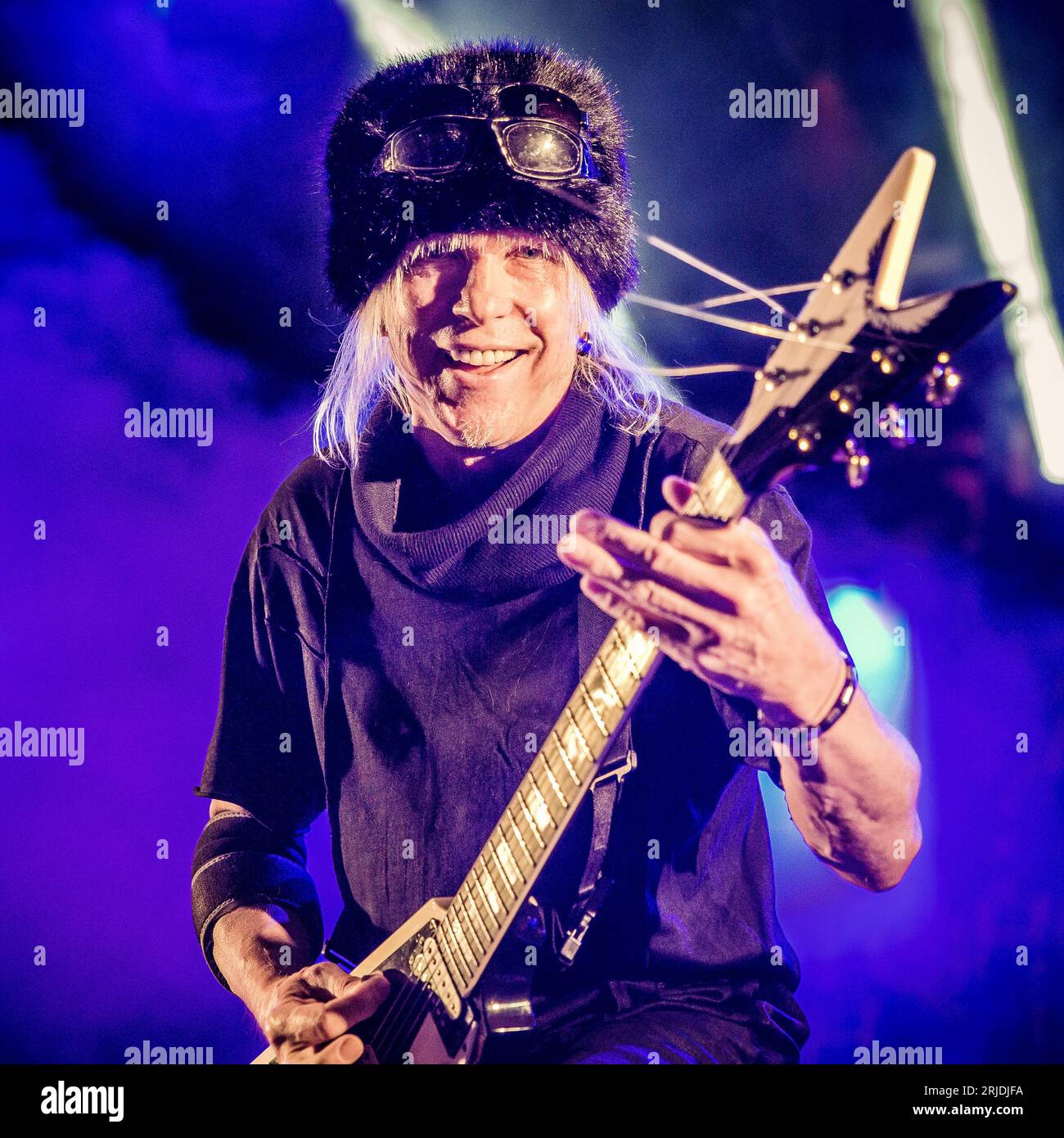Michael schenker hi-res stock photography and images - Alamy