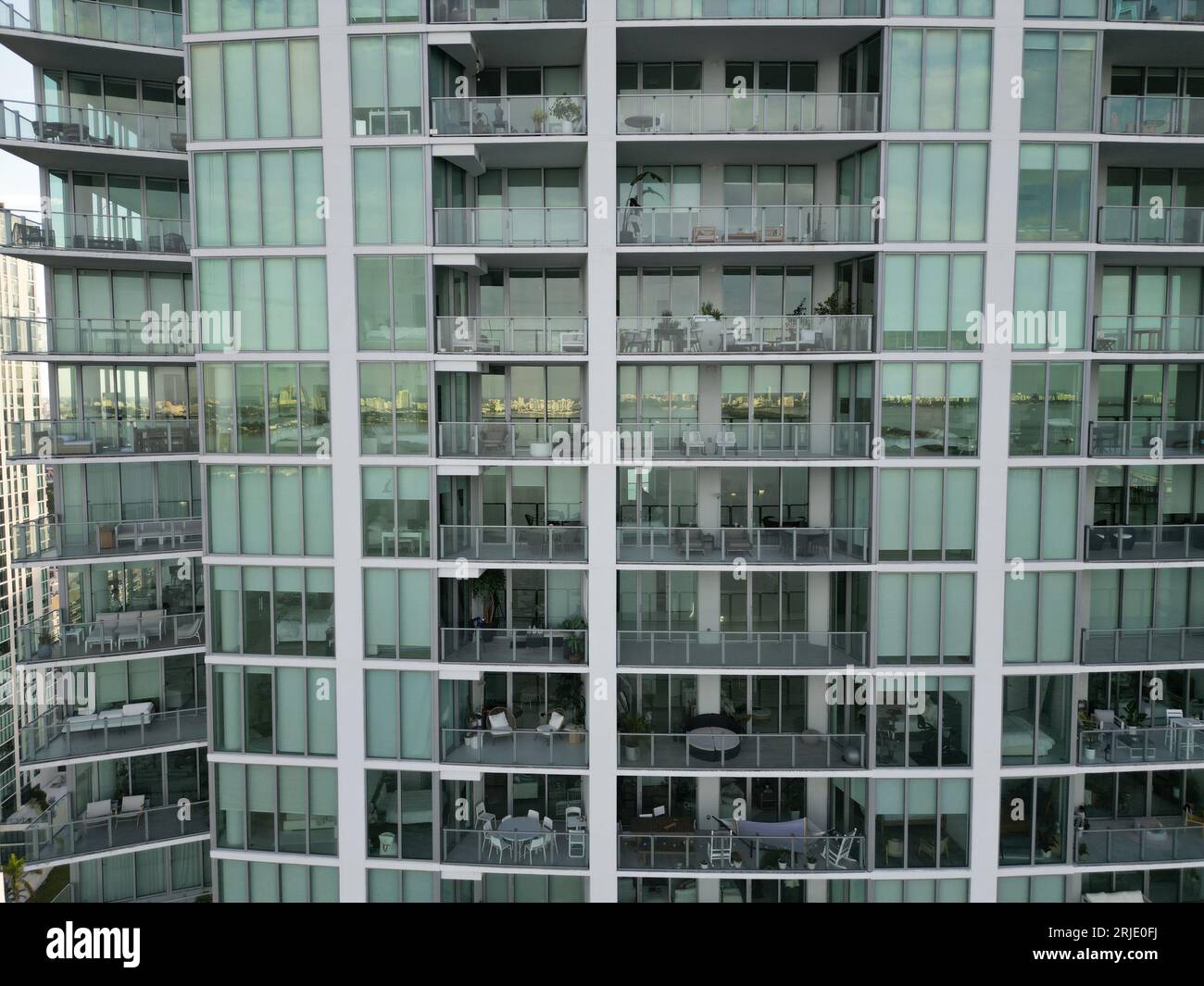 Miami oceanfront balconies hi-res stock photography and images - Alamy