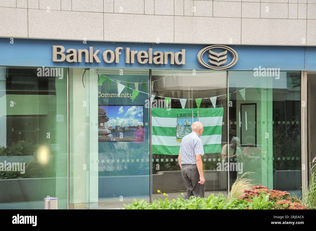 Bank of Ireland Stock Photo - Alamy
