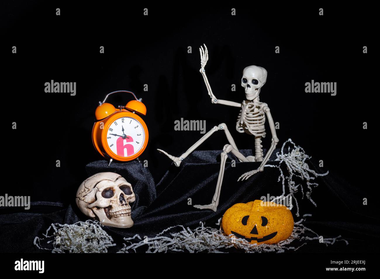 Black out clock hi-res stock photography and images - Alamy