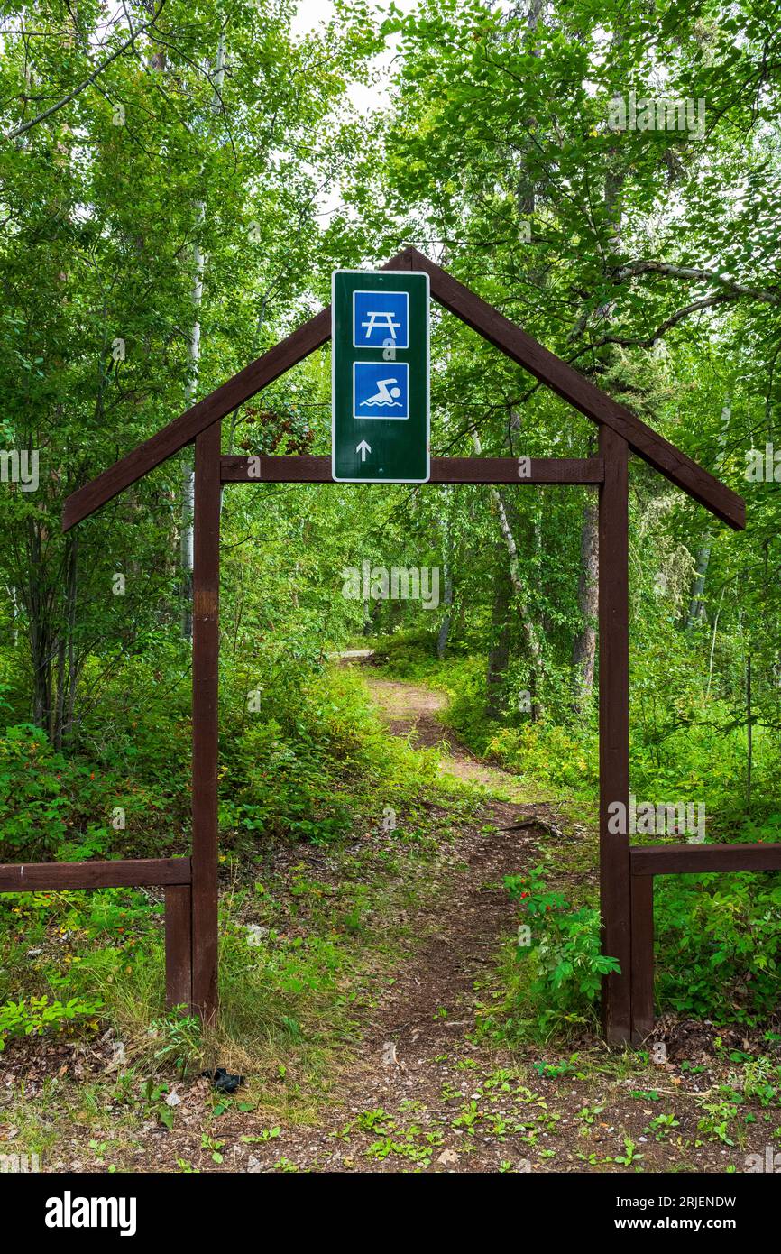 Swimming picnic swim hi-res stock photography and images - Alamy