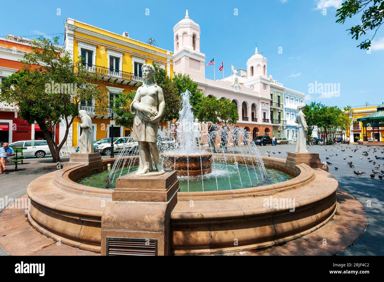 Old San Juan,Fountain Plaza de Armas San Juan, Puerto Rico, USA ...