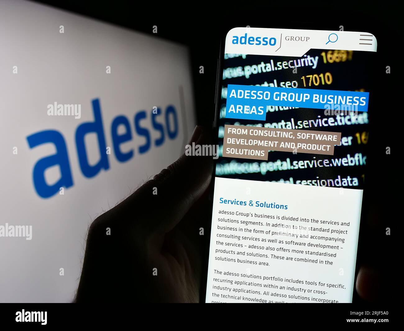 Adesso logo hi-res stock photography and images - Alamy