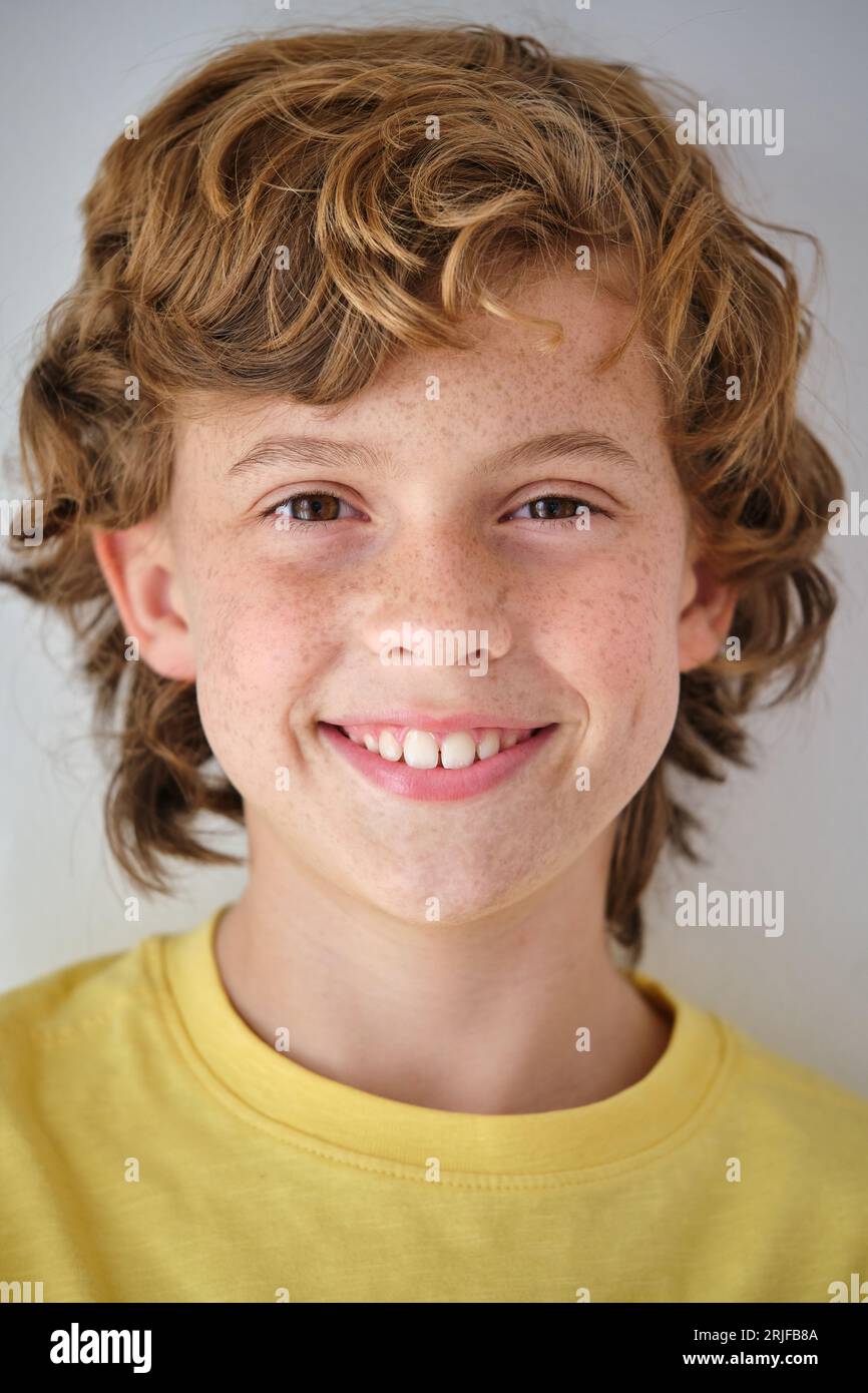 Boy smile dimple hi-res stock photography and images - Alamy