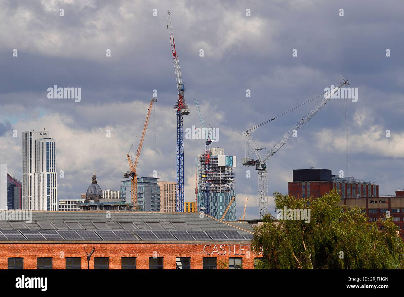 Tower cranes on various construction projects in Leeds City Centre,West ...