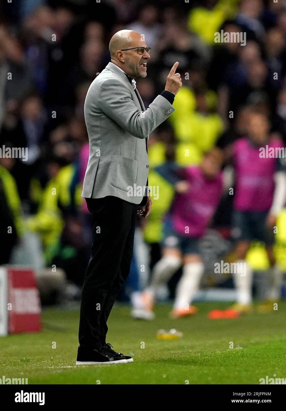 PSV Eindhoven manager Peter Bosz on the side line during the UEFA ...