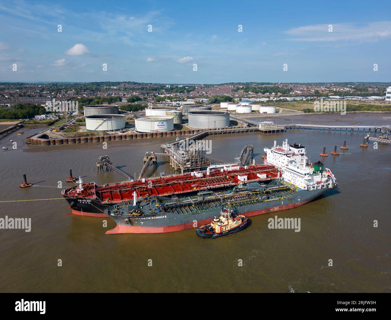Aerial drone ships loading hi-res stock photography and images - Alamy
