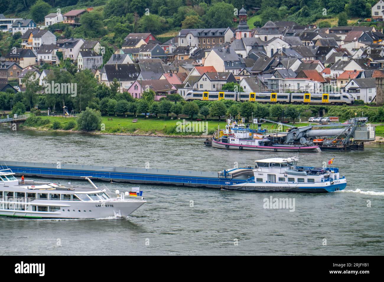 Left Rhine railway line in the Upper Middle Rhine Valley, near ...