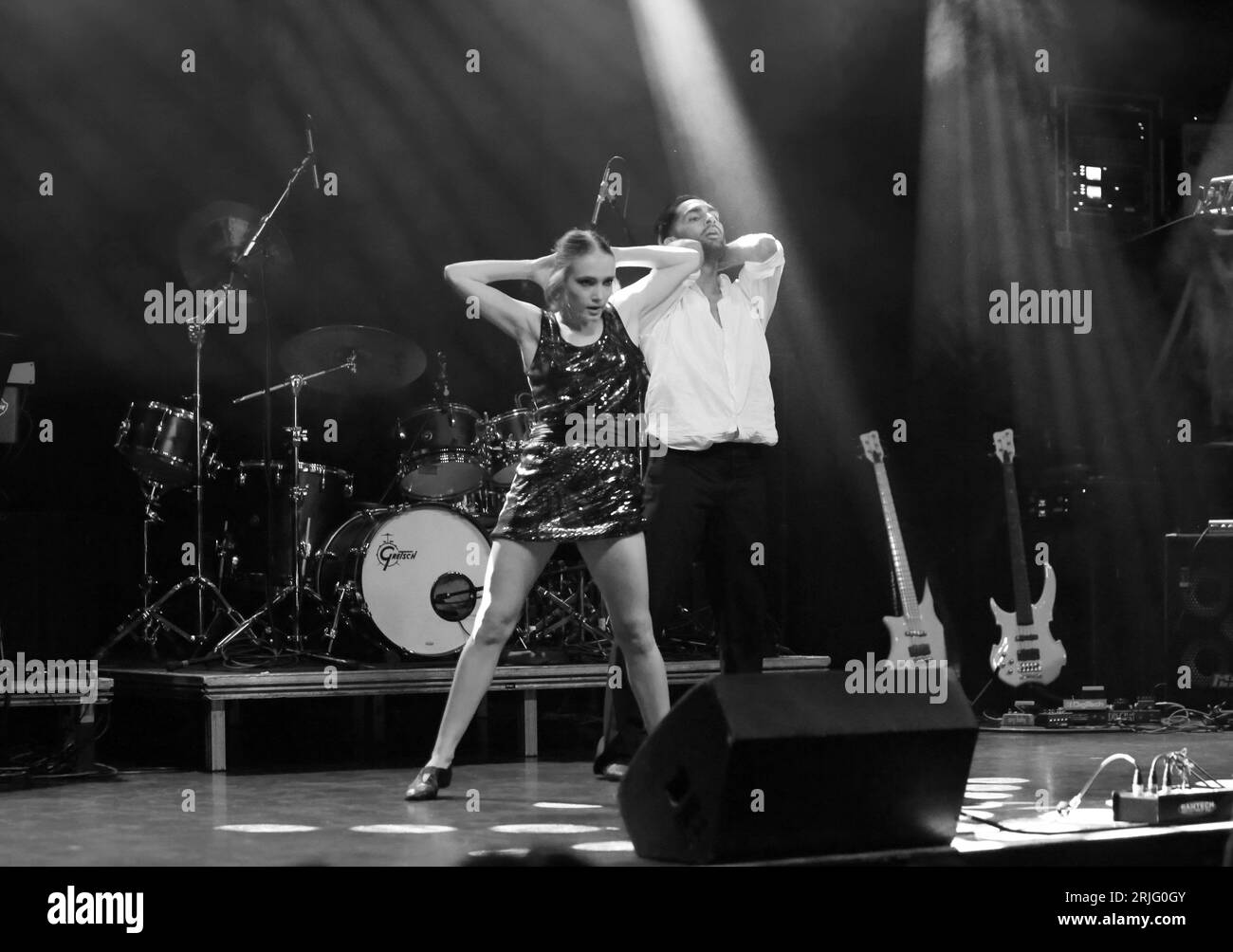 Avenue nightclub Black and White Stock Photos & Images - Alamy