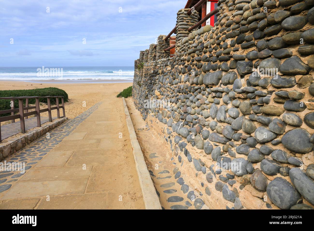 Access and stone wall in Castelejo Beach in Algarve, Portugal Stock ...