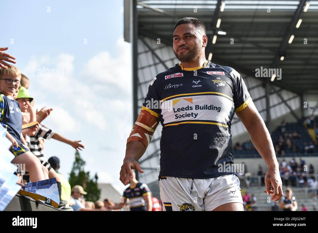 Leeds, England - 20th August 2023 Sam Lisone (15) of Leeds Rhinos ... Leeds, England - 20th August 2023 Sam Lisone (15) of Leeds Rhinos ...