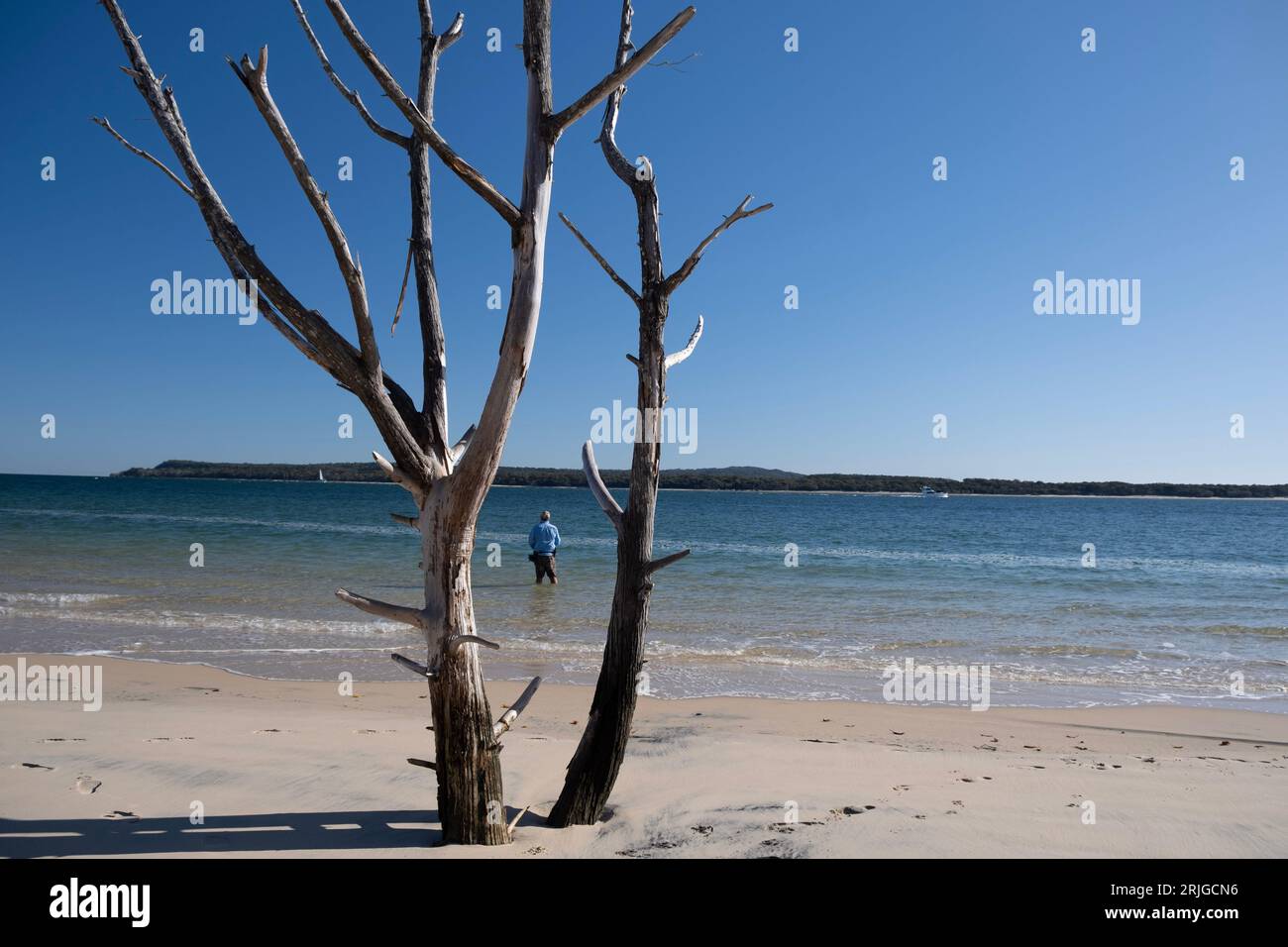 Rainbow beach inskip point hi-res stock photography and images - Alamy