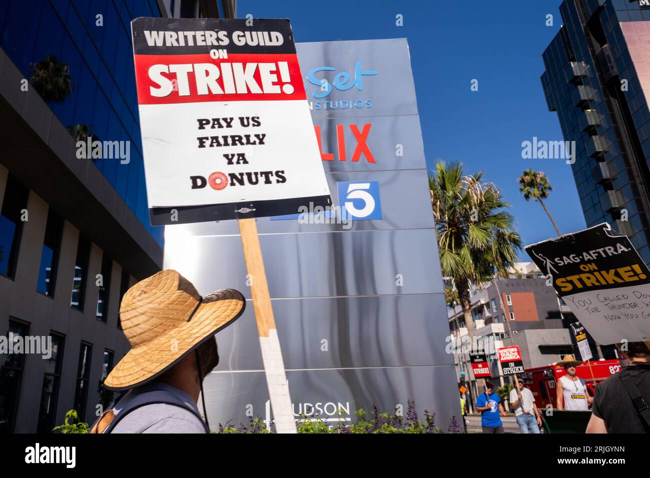 Los Angeles, USA. 22 Aug, 2023. SAG-Aftra writers on strike outside the ...