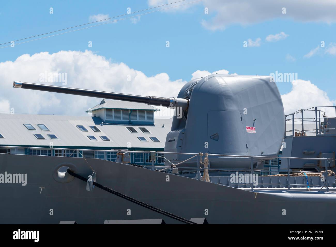 A 5-inch 54 calibre Mark 45 gun mounted on the bow of Australian navy ...