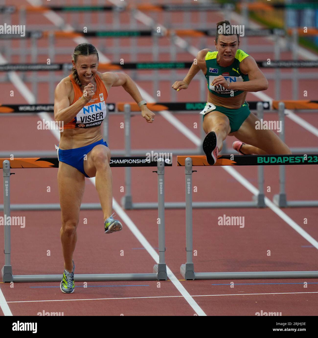 Budapest,HUN, 22 Aug 2023 Nadine Visser (NED) (L) Celeste Mucci (AUS) in action during the World ...