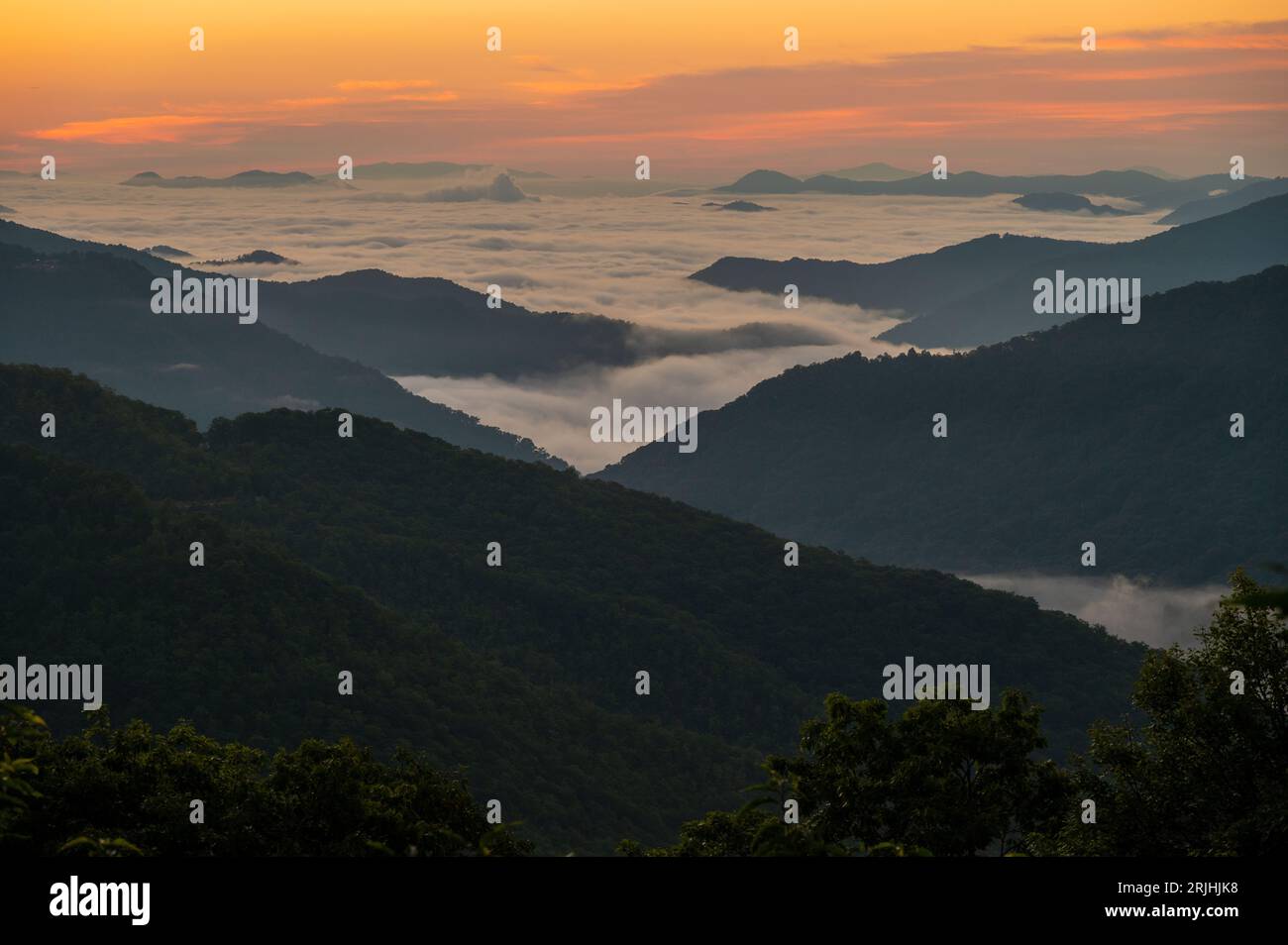 Cloud Inversion Over The Great Smoky Mountains In Western North ...