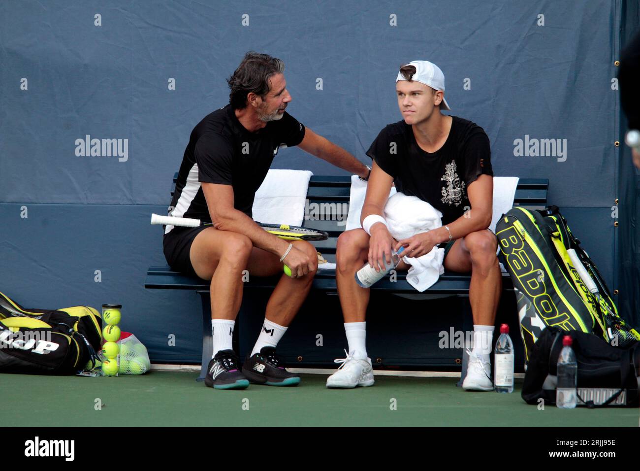 Holger rune patrick mouratoglou hi-res stock photography and images - Alamy