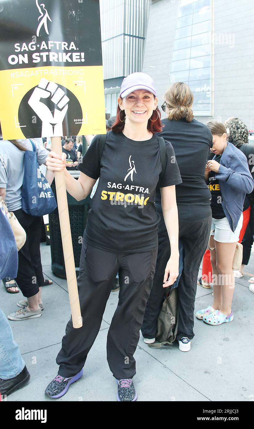 Iatse strike hi-res stock photography and images - Alamy