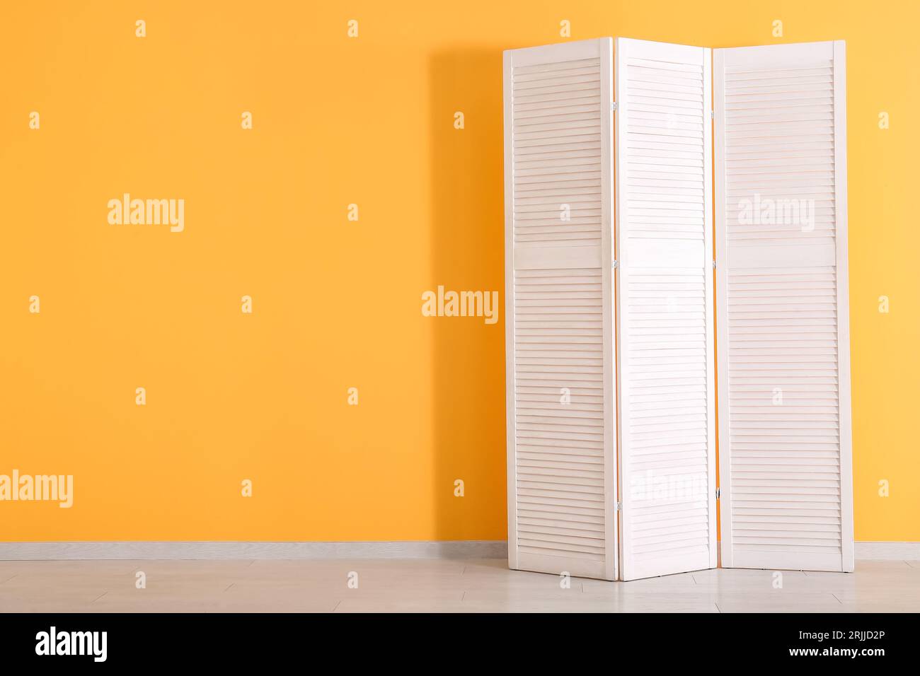 Orange partition hi-res stock photography and images - Alamy