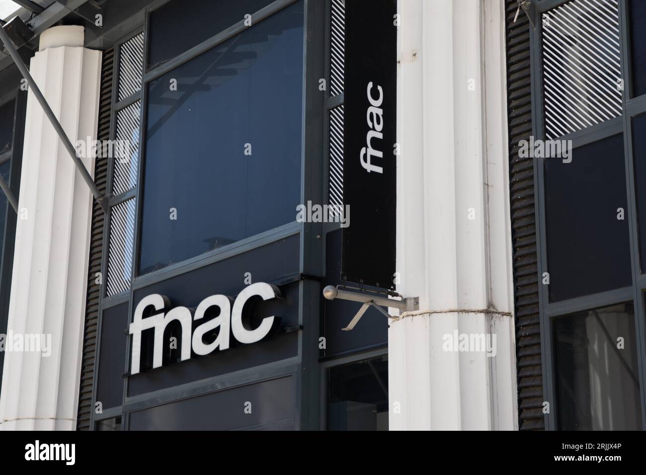 Pau business logo hi-res stock photography and images - Alamy