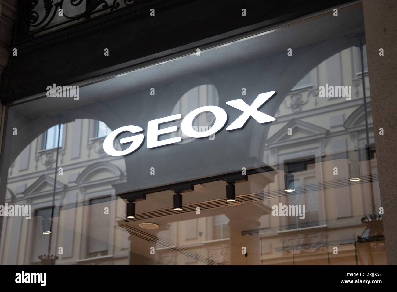 Milan , Italy - 08 22 2023 : Geox sign text store and shop logo of ...