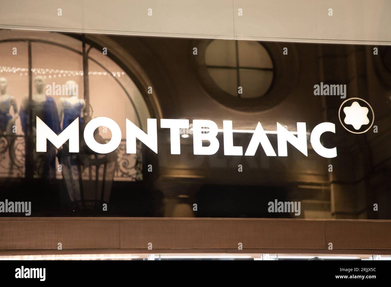 Bordeaux , France - 08 19 2023 : Mont blanc shop brand logo and sign ...