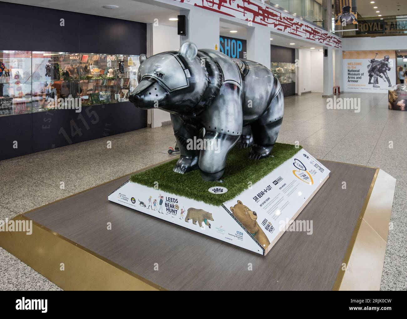 Leeds Bear Hunt , Wild In Art & Leeds Hospital Charity Stock Photo - Alamy