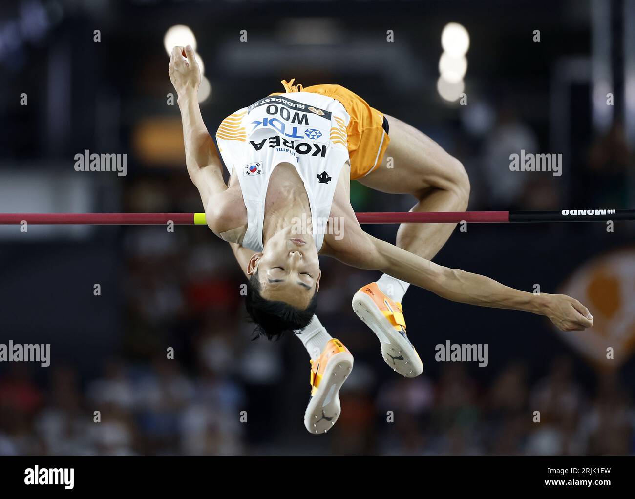 Woo sang hyeok hi-res stock photography and images - Alamy