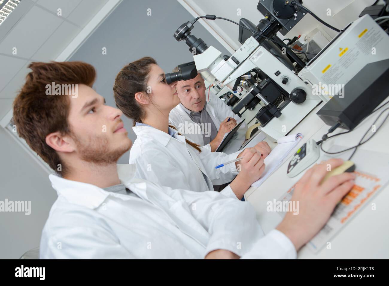 the medical technologist team Stock Photo - Alamy
