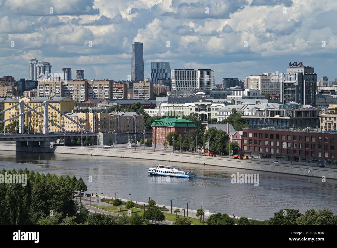Moscow river train hi-res stock photography and images - Alamy