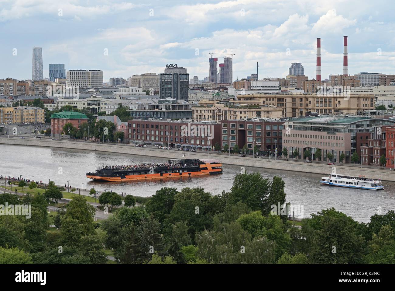 Moscow river train hi-res stock photography and images - Alamy