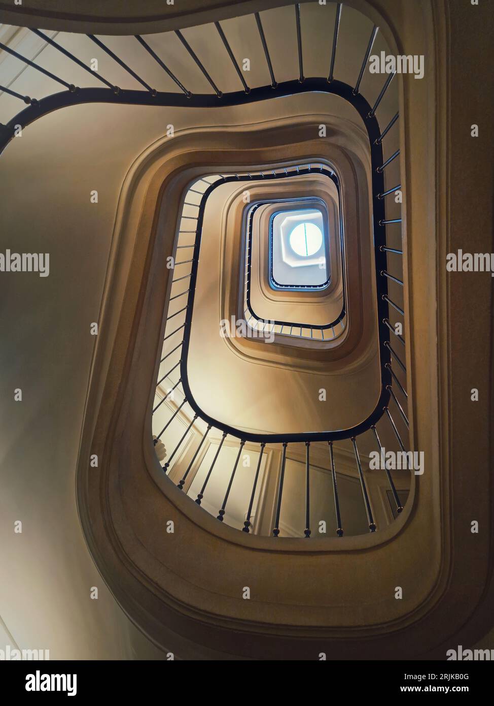 Abstract staircase hi-res stock photography and images - Alamy