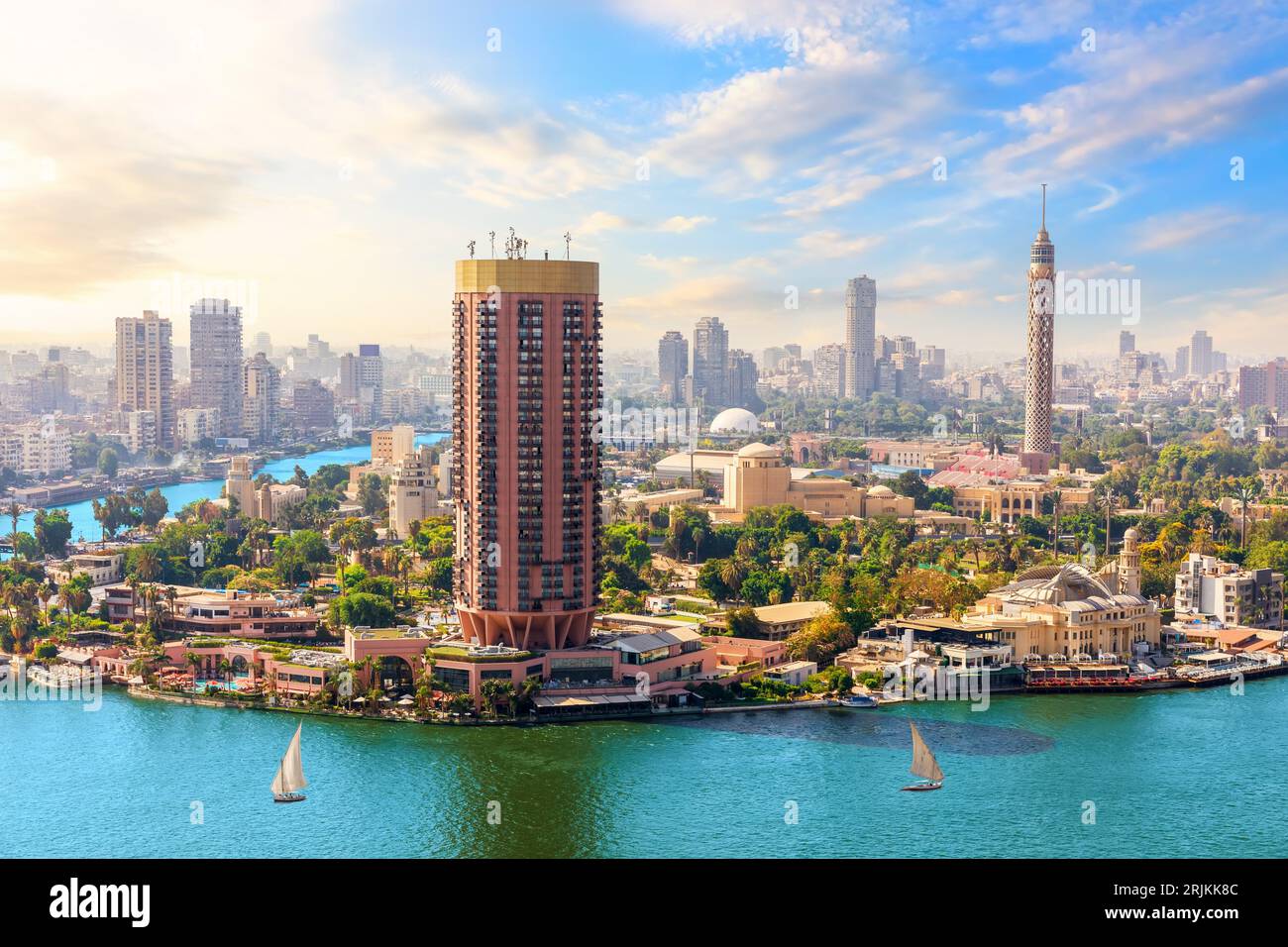 Nile hotels hi-res stock photography and images - Alamy