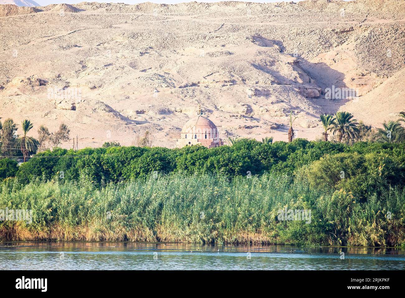 Banks on the river Nile Stock Photo - Alamy