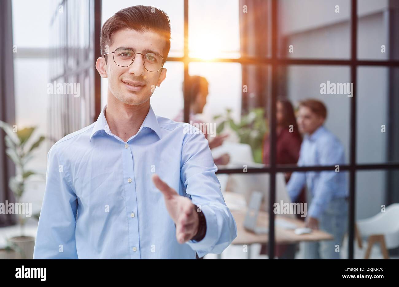 Welcome business. Handshake, business man with shake hands Stock Photo ...