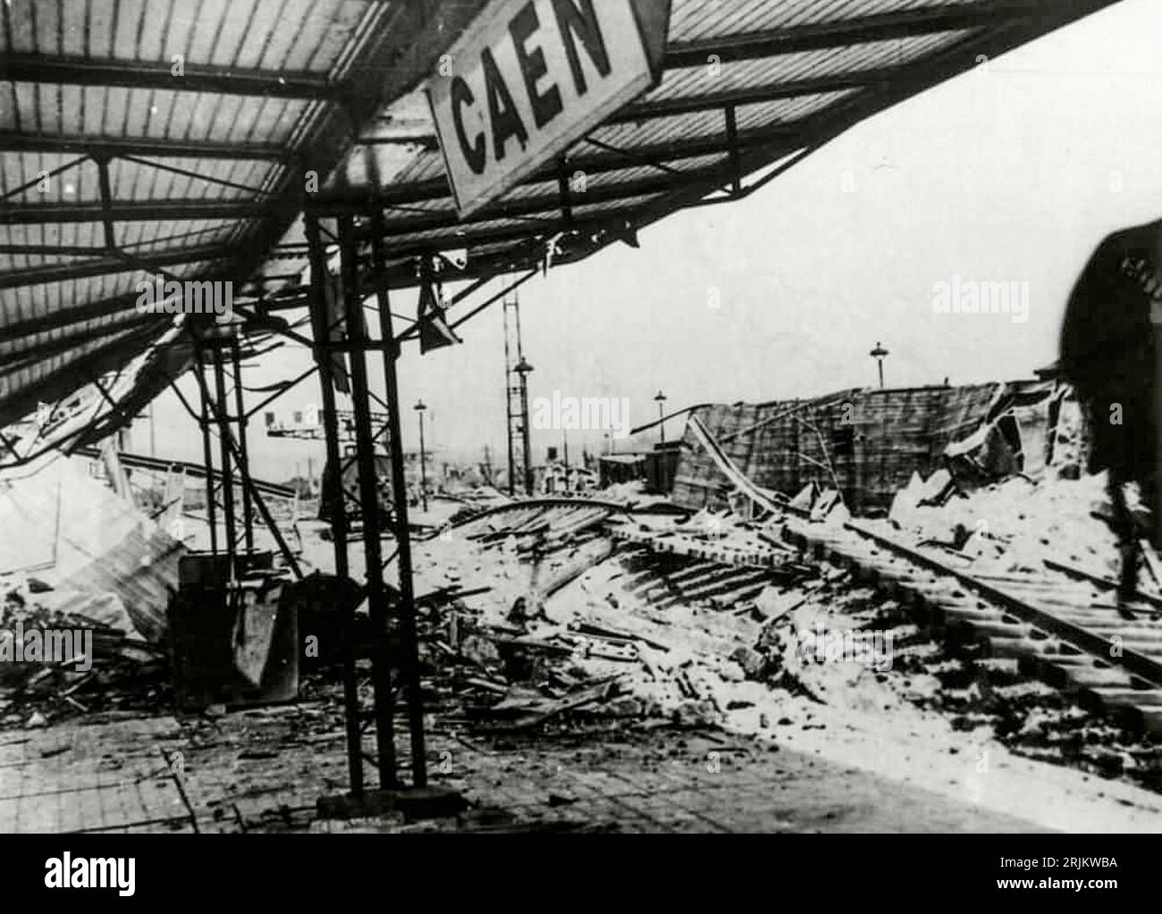 Allied bombing caen normandy france 1944 hi-res stock photography and ...